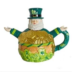 corner Ruby - Poshmark